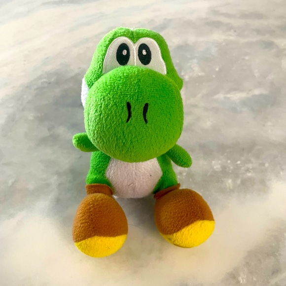Nintendo | Toys | Official Nintendo Yoshi Super Mario Stuffed Animal ...